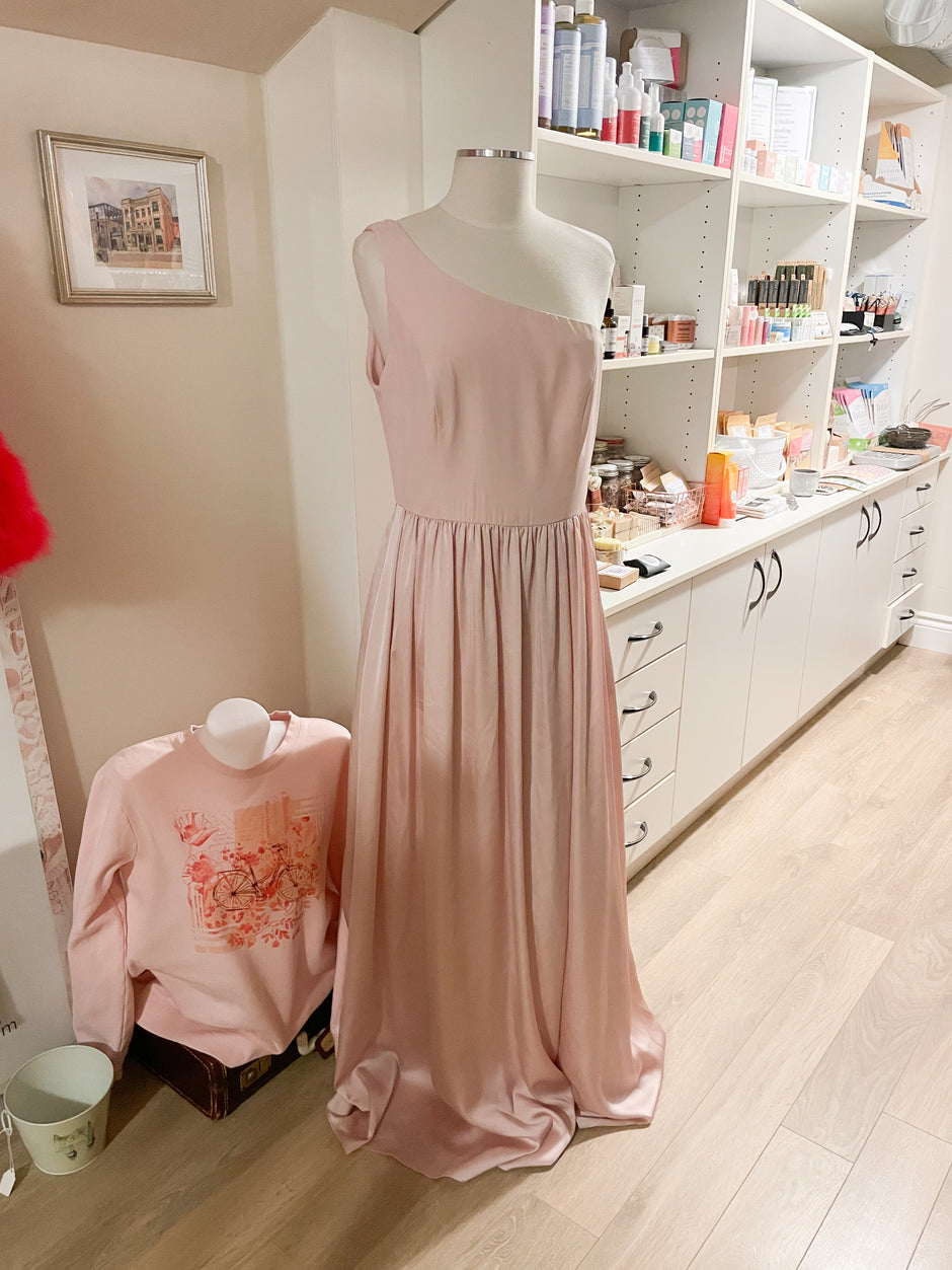 Dresses & Jumpsuits – Le Prix Fashion & Consulting